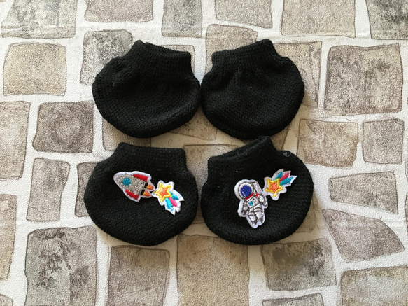 aibo用 足裏傷防止靴下 黒地×宇宙 ペット服・アクセサリー くらしの百花店 通販 13578276｜Creema(クリーマ)