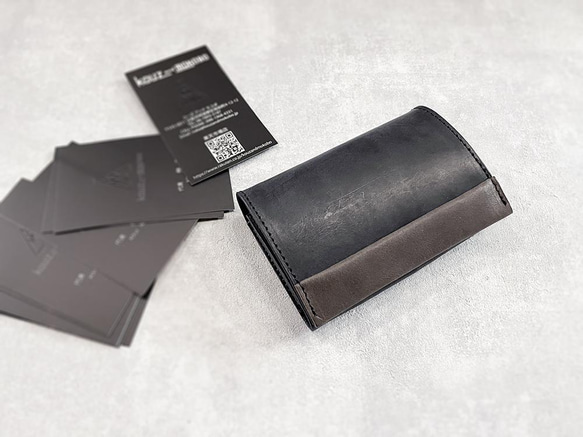 さりげないバイカラーの本革名刺入れ カードケース IDケース 就職祝いや新年度の新調に(CC220311) 名刺入れ・カードケース ...