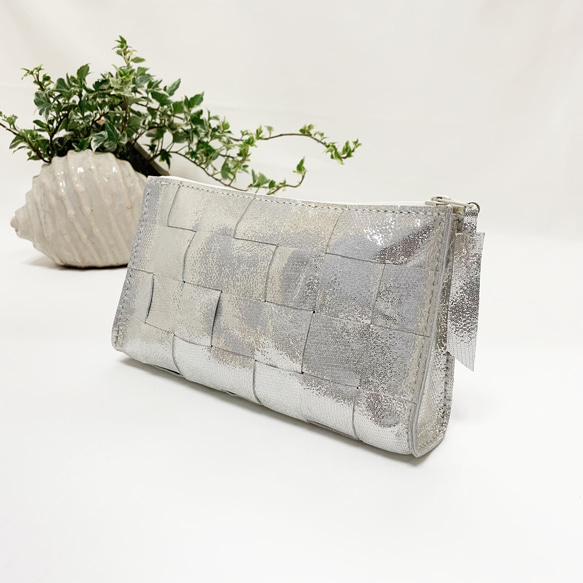 格子編みの本革ポーチ(シルバー) ポーチ Z-chan(じいちゃん) 通販 13580524｜Creema(クリーマ)