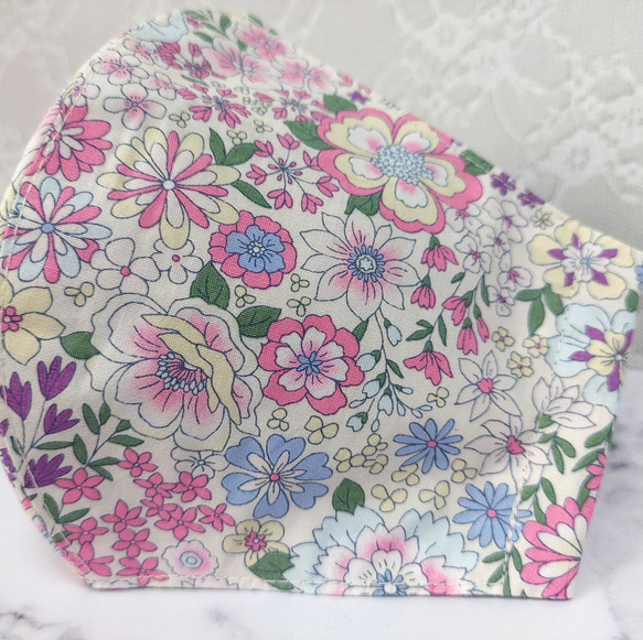 ちょっとレトロなフラワー ピンク 大人用立体マスク A カラーゴム付き 布マスク sakurayu 通販｜Creema(クリーマ)