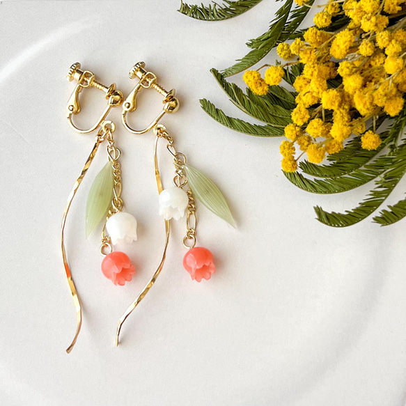 すずらんのスウィングピアス/イヤリング＊うららかB イヤリング・ノンホールピアス peena＊acce 通販 13598619｜Creema ...