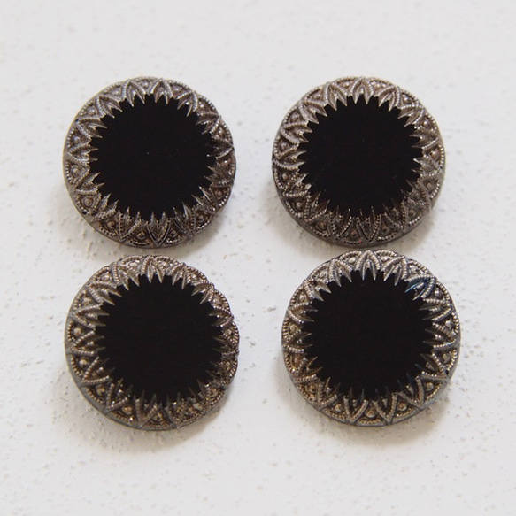 【1個】ヴィンテージ チェコ ブラック フラワー ガラス ボタン 22mm ボタン Not Too Shabby Parts 通販 ...