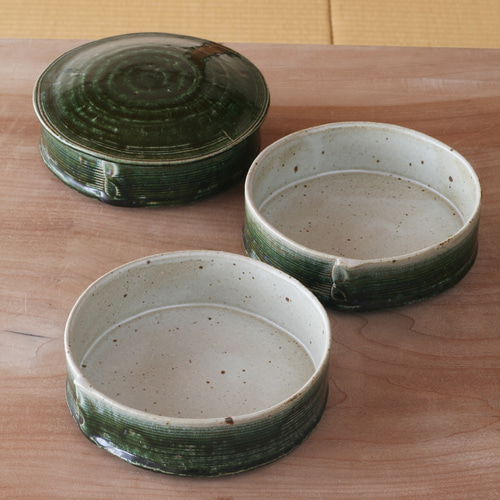 □織部三段重□和食器 陶芸 美濃焼 粉引き 織部焼き お重 おせち □織部三段重□和食器 陶芸 美濃焼 粉引き 織部焼き お重 おせち