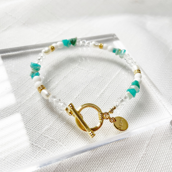 luccaplus* 天然石×ガラスのブレスレット(アマゾナイト) ブレスレット luccaplus 通販 14144992｜Creema(クリーマ)