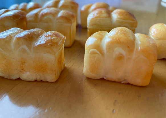 山型食パン マグネット その他インテリア雑貨 ヒロコとユキコ 通販｜Creema(クリーマ)