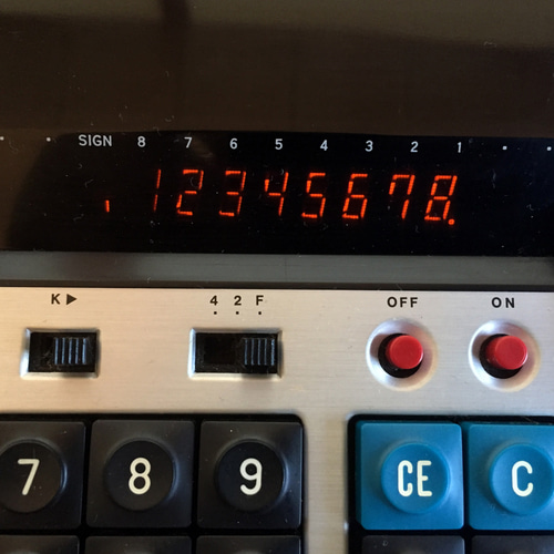 レトロ 電卓 1973年 Soundesign Deluxe Calcula 8301 -Used レトロ 電卓 1973年 Soundesign Deluxe Calcula 8301 -Used