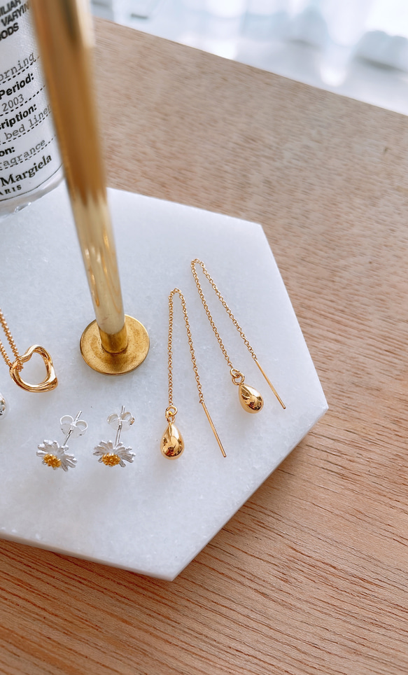 送料無料【24KGP（SV925）/14kgf】しずくドロップ チェーンピアス／S ピアス（フック・チェーン） BENIR Accessoires 通販 14215718｜Creema(クリーマ)