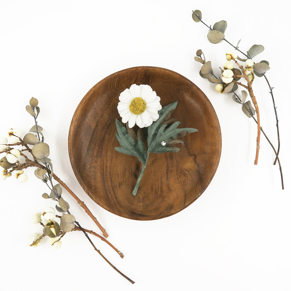 Corsage. コサージュ " Margaret. " コサージュ - Hananokaori - 通販 14264003｜Creema(クリーマ)