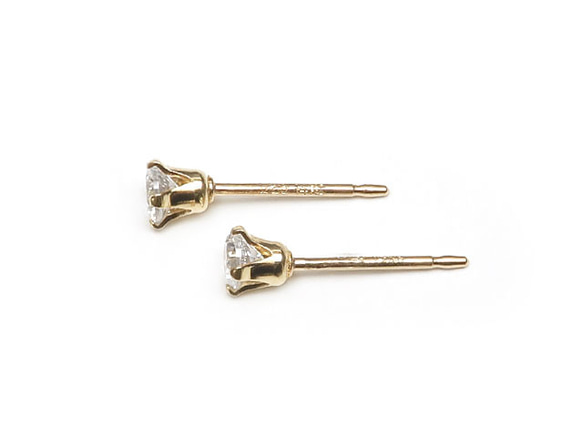 14KGF 4本爪ポストピアス 3mm[キュービックジルコニア]【1ペア販売】(14K-AA040 金具・チェーン カラフルビーズ 通販 14364400｜Creema(クリーマ)