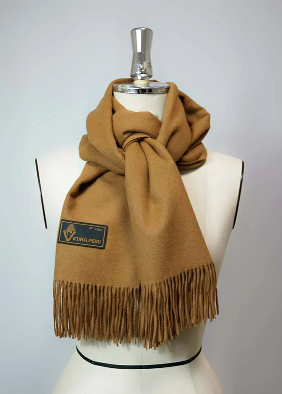 【残りわずか】ビキューナ100% マフラー フリンジ ビクーニャ マフラー CH_hdmn 通販 14447843｜Creema(クリーマ)