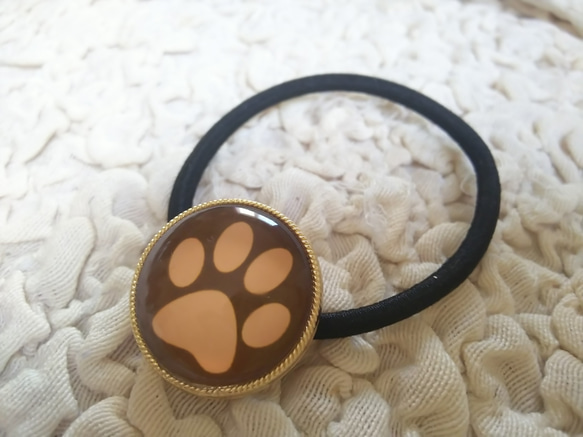 No.82 肉球カボションヘアゴム ヘアゴム 縁屋Leo 販売再開中 通販 14500727｜Creema(クリーマ)