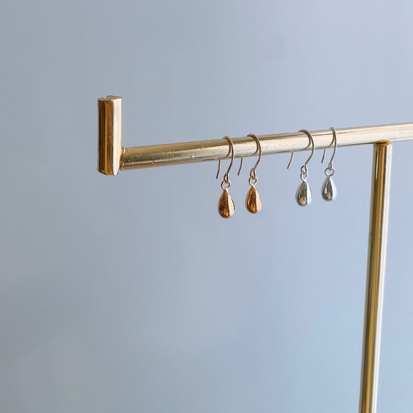 送料無料【24KGP（SV925）/14kgf】しずくドロップ ピアス（フックタイプ） ピアス（フック・チェーン） BENIR Accessoires 通販 14502583｜Creema(クリーマ)