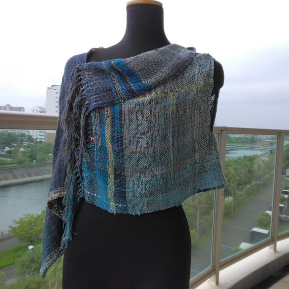 アシンメトリーのベスト ベスト 手織り工房 通販 14504269｜Creema(クリーマ)