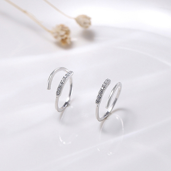 極小ダブルシンプル小さめ重ね付けつけっぱなし小ぶりフープピアスs925シルバー0099G1782 ピアス（フープ） olive 通販 14505950｜Creema(クリーマ)
