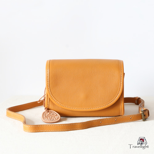 本革レザーショルダーバッグミニバッグ ポシェット Travel Light 本革レザーショルダーバッグミニバッグ ポシェット Travel Light