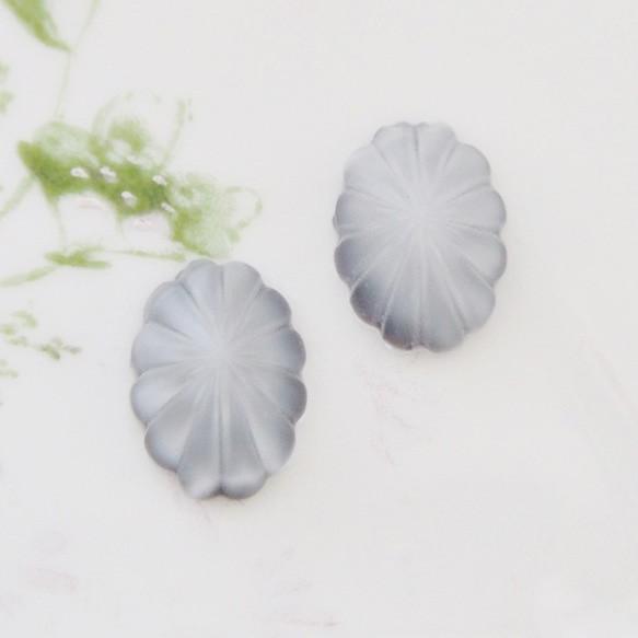 【1個】ヴィンテージ チェコ ホワイト スカラップ フロストガラス オーバルシェイプ 18x13mm /PB2521 ビジュー・クリスタル ...
