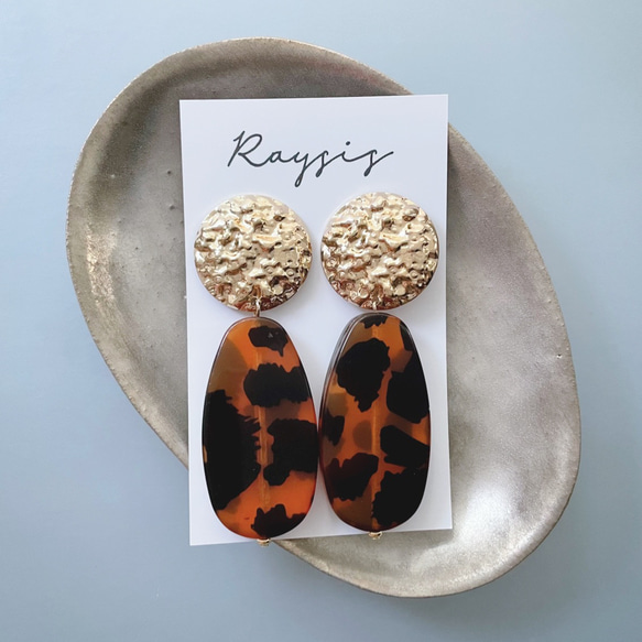 【Raysis Tokyo】レオパード柄×ゴールドピアス 秋色ピアス ピアス（スタッド・一粒） Raysis Tokyo 通販｜Creema ...