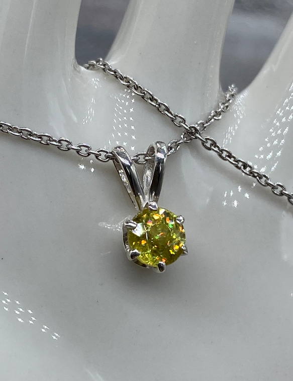 スフェーンのシンプルネックレスE～0.78ct（イエロー系） ネックレス・ペンダント らん 通販 14551633｜Creema(クリーマ)