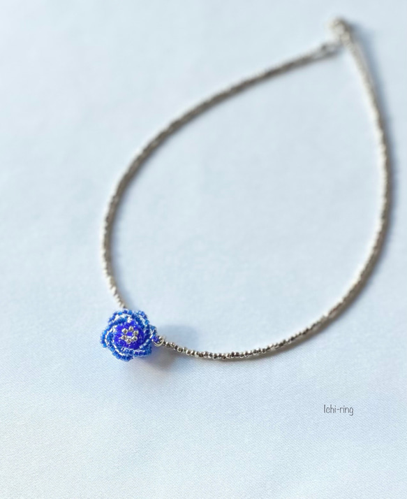 青いミニ薔薇のペンダント︎＊ネックレス "Rosetta blue” チョーカー Ichi-ring（いちりん） 通販 14553926｜Creema(クリーマ)