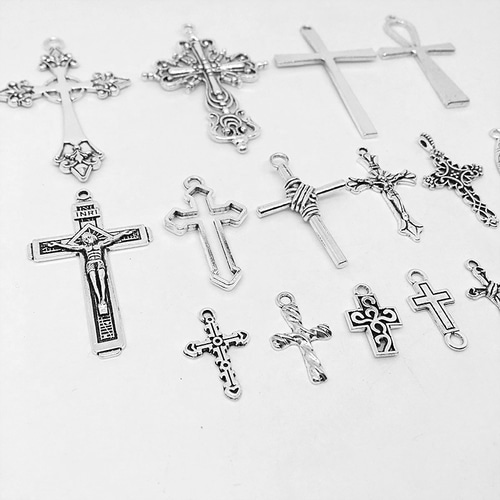 クロスチャーム 十字架 18個 シルバー アクセサリーパーツ クロスチャーム 十字架 18個 シルバー アクセサリーパーツ