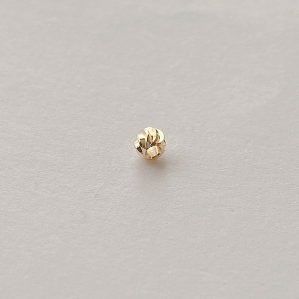 新商品 14kgf デザイン ラウンドビーズ 4mm 内径1.5mm 10個 ビーズ 14KGF アクセサリーに 金具・チェーン simplemade 素材販売 通販 14572922 ...