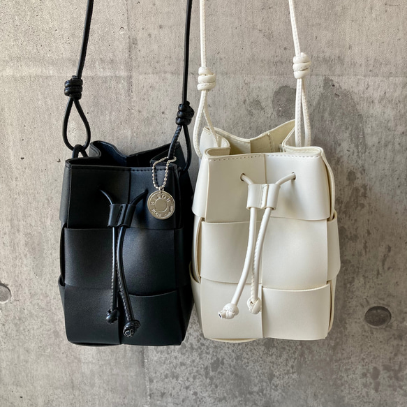 ワイドメッシュスマホショルダー／旅行アイテム スマホ収納 収納アイテム ギフト プレゼント GZSP-A758 ショルダーバッグ BISOU（ビズ） 通販 14600960｜Creema(クリーマ)