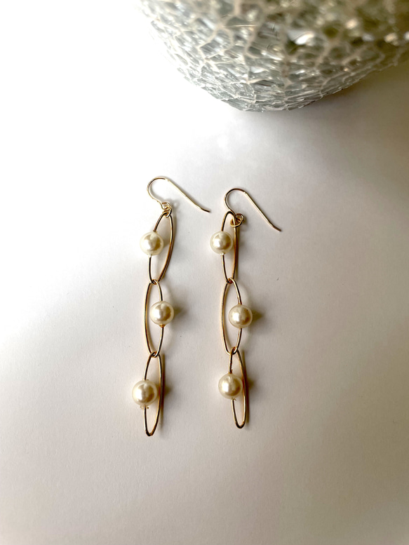 【14kgf 】オーバルフープチェーンの小さなパールピアス ピアス（フック・チェーン） kuriem 通販 14621479｜Creema(クリーマ)