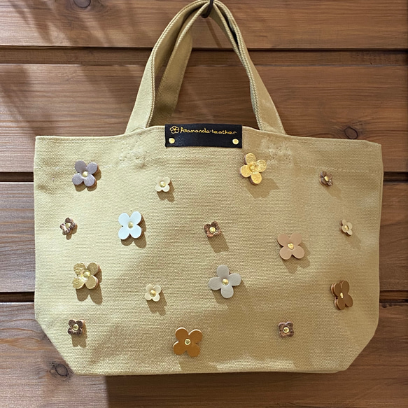 【SALE 価格￥3,510→￥2,310】ランチトートバッグS（No.825)バッグ色サンドベージュ• 花色ブラウン) トートバッグ ...