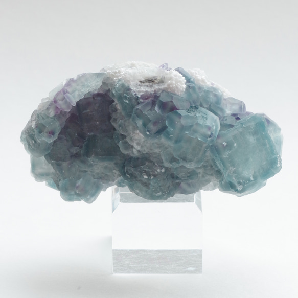 中国 福建省産フローライト 【一点物】 原石 鉱物 天然石 (No.1475) 天然石 World Minerals 通販｜Creema(クリーマ) 14681780