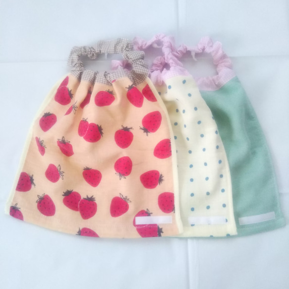 【TA1-17-3A】パイルガーゼタオルエプロン＊イチゴ（ピンク）・ドット・無地＊3枚set【入園】 スタイ・よだれかけ anzu 通販 ...