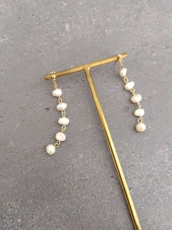 送料無料☆淡水パール贅沢5連イヤリング イヤリング・ノンホールピアス ameri ameri 通販 14725619｜Creema(クリーマ)