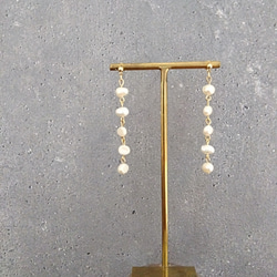 送料無料☆淡水パール贅沢5連イヤリング イヤリング・ノンホールピアス ameri ameri 通販 14725619｜Creema(クリーマ)