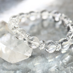 …☆ニルヴァーナクォーツ：涅槃（ねはん）： アイスクォーツ：10ミリ＆水晶☆…☆天然石ブレスレット☆… ブレスレット 七色の小鳥 通販 ...