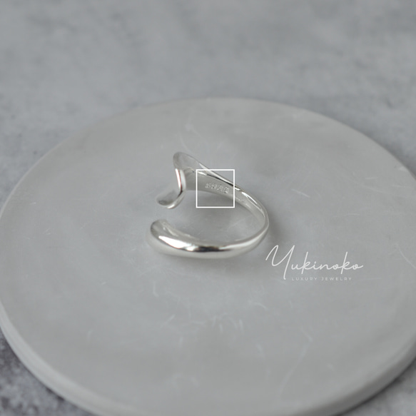 silver925純銀 Hug Drop Ring* アシンメトリー 指輪 オープンリング シルバー R013 指輪・リング 彩の璧 YUKINOKO 通販 14813774｜Creema(クリーマ)