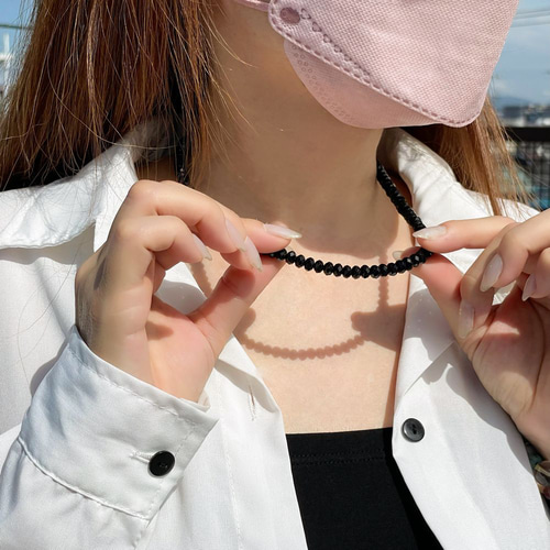 大粒でカッコいい!!】本物 ブラックスピネルネックレス 6mm・4mm 大粒でカッコいい!!】本物 ブラックスピネルネックレス 6mm・4mm