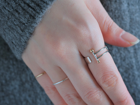 K10YG×silver925 "double point ring"コンビカラーリング 10金 シルバー 指輪・リング Nuna 通販 ...