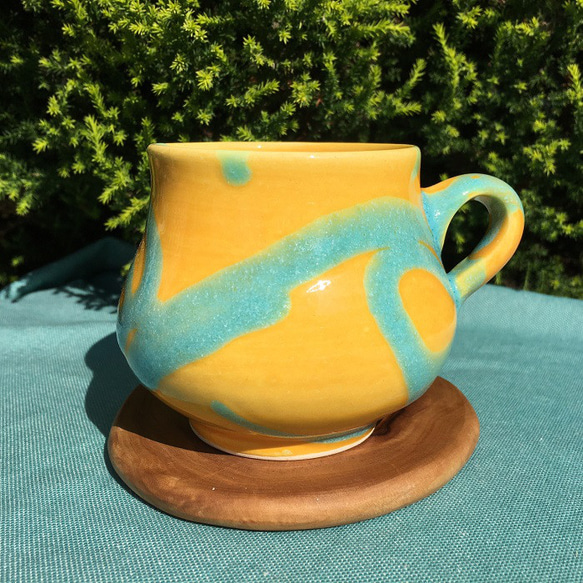 地中海陶器 イエロー＆アクアブルーがおしゃれな色合い マグカップ サンヴィクトワール SVJT マグカップ ABOU BAKOUR 通販 ...