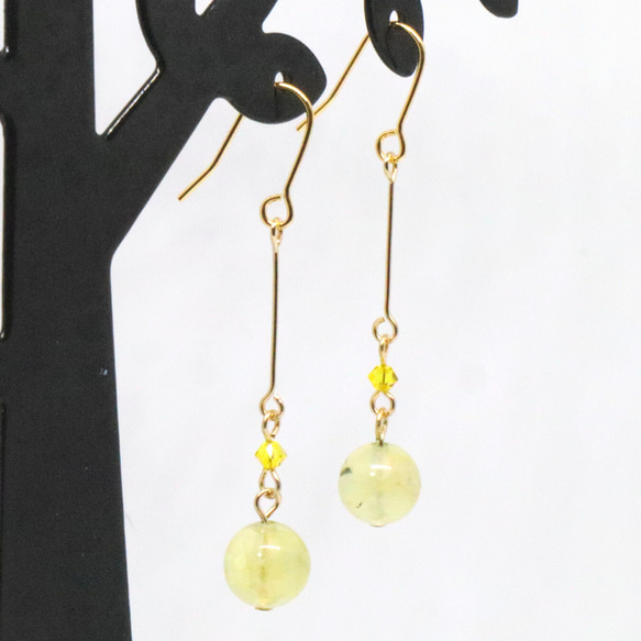色彩心理ピアス イエロー（プレナイト） yellow07 ピアス（フック・チェーン） せんとば～な～堂 通販 14922519｜Creema ...