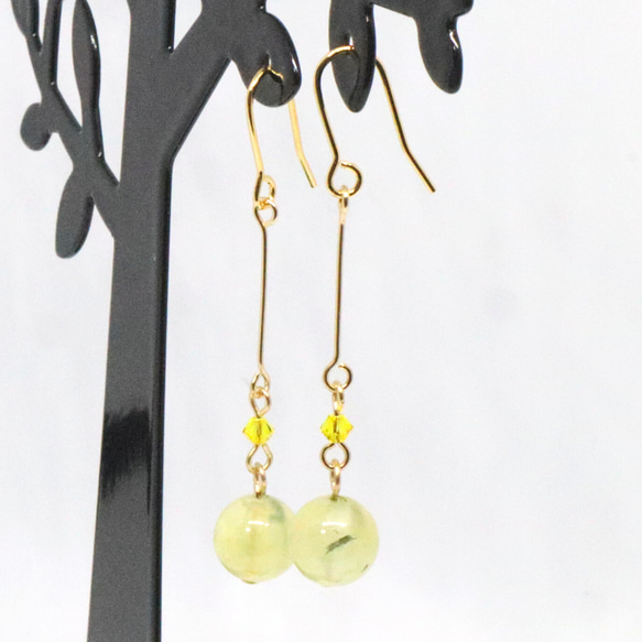 色彩心理ピアス イエロー（プレナイト） yellow07 ピアス（フック・チェーン） せんとば～な～堂 通販 14922519｜Creema ...
