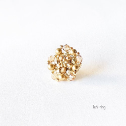 小さないちりん 金の星花のビーズブローチ - Venus - ブローチ Ichi-ring（いちりん） 通販 14928583｜Creema(クリーマ)