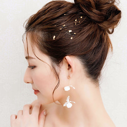 ME15W 花 ウェディング 大ぶり 揺れる イヤリング 小枝 花びら ブライダルイヤリング ピアス 結婚式 ドレス ANNAN ...