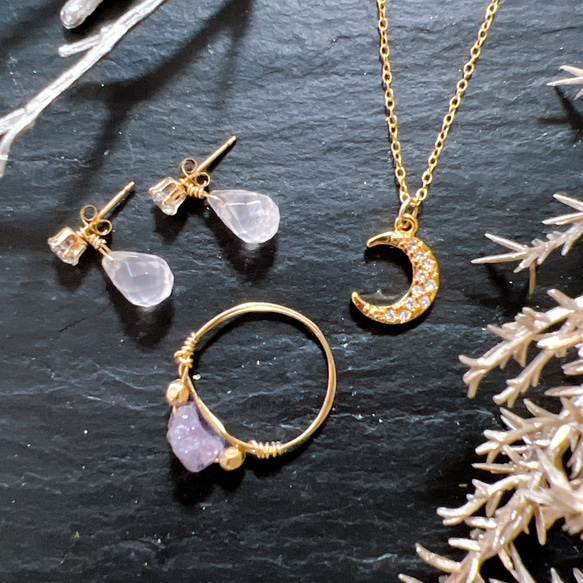 【14kgf 】月のネックレス、ジルコニアとローズクォーツのピアス、アメジストのリングセット20%offセール ネックレス・ペンダント nocturne 通販 15013332｜Creema ...