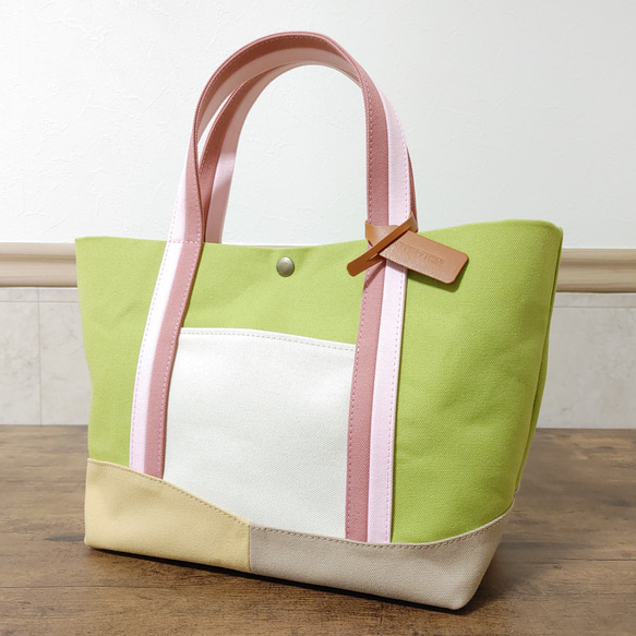 帆布トートバッグ 『Grassland』 トートバッグ BraveryField 通販｜Creema(クリーマ) 15030023