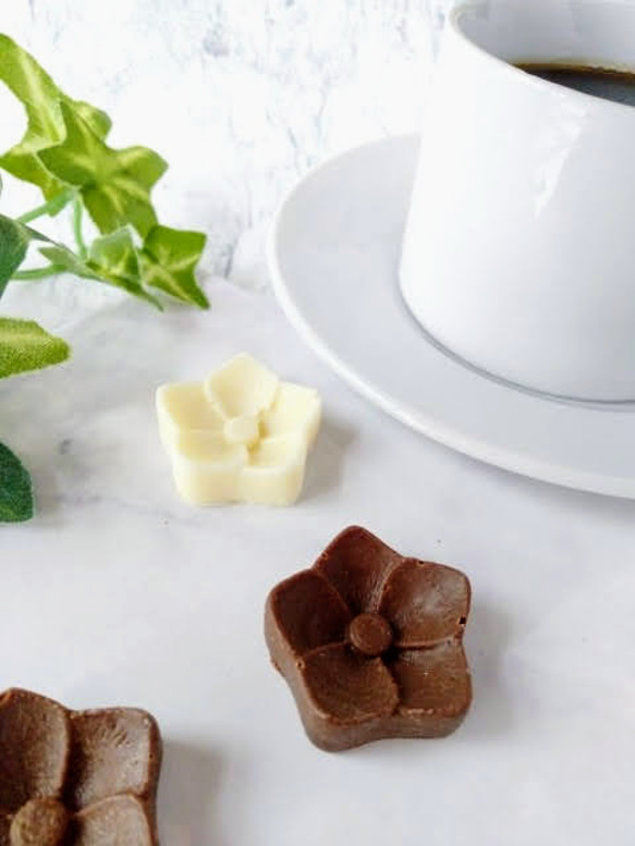 クリスマスローズのチョコレート型（22）シリコン型 シリコンモールド お菓子 手作り プレゼント その他調理器具 owlstudio 通販 ...