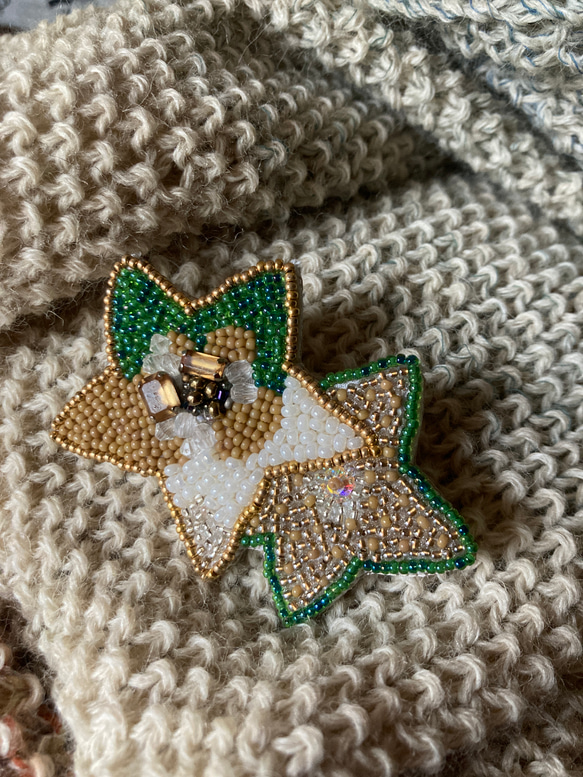 SALE 星のブローチ b ブローチ a.tede 通販｜Creema(クリーマ) 15052379