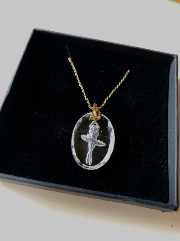 西ドイツヴィンテージバレリーナglassインタリオのネックレス ネックレス・ペンダント ADORER 通販｜Creema(クリーマ)