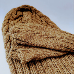 アラン模様の手編みとんがり帽子 アルパカウール 真鍮色 ニット帽・ビーニー fujiyama knit 通販 15075587｜Creema ...