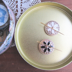 マグネットのピンクッション 大 ゴールドボタン 白フラワー その他インテリア雑貨 rinae 通販 15075735｜Creema(クリーマ)