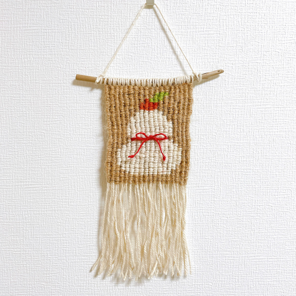 流木マクラメタペストリー "MOCHI" 鏡餅 お正月飾り 卯年 タペストリー・壁掛け tienda705 通販｜Creema(クリーマ ...