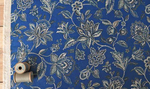 在庫1点！有輪商店YUWA ×鎌倉スワニーのコラボ生地！『コットンリネンプリント 植物柄 ブルー』～50㎝単位でカット～ 生地 Blanc de Roi 通販 15091185｜Creema ...